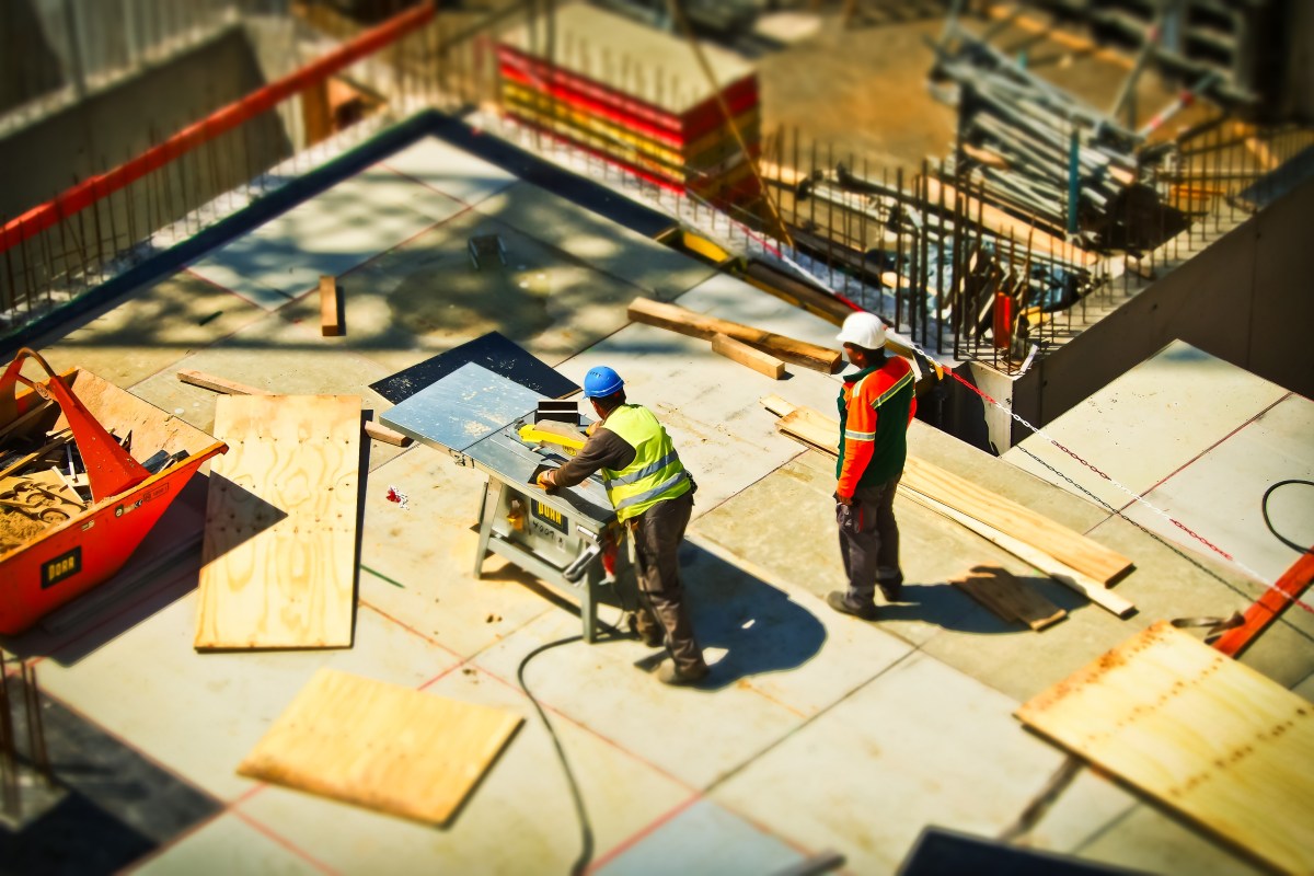 Project/Site Management – AXIO Maintenance & Construction:
